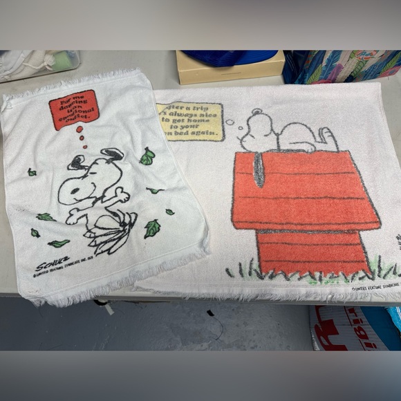 Peanuts | Bath | Vintage Peanuts Snoopy Bath Hand Towel Linus Dancing ...
